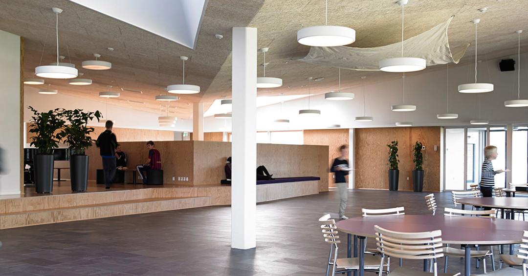 Inspiration: Akustikloft i Fredensborg Skole | Troldtekt